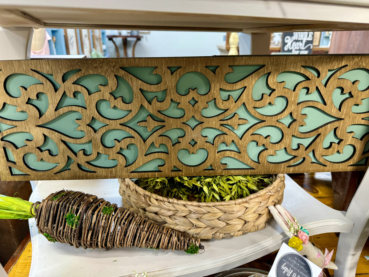Decorative Wooden Panel – Ruth & Ruby